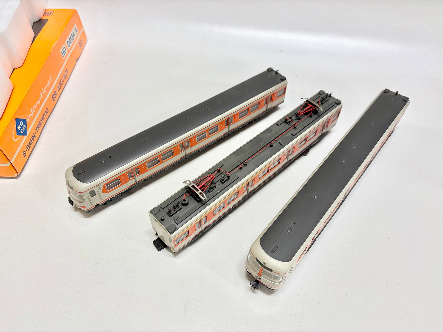 Roco 04143A Elektrotriebwagen S-Bahn Br 420/421 DB DC H0 – secondplay