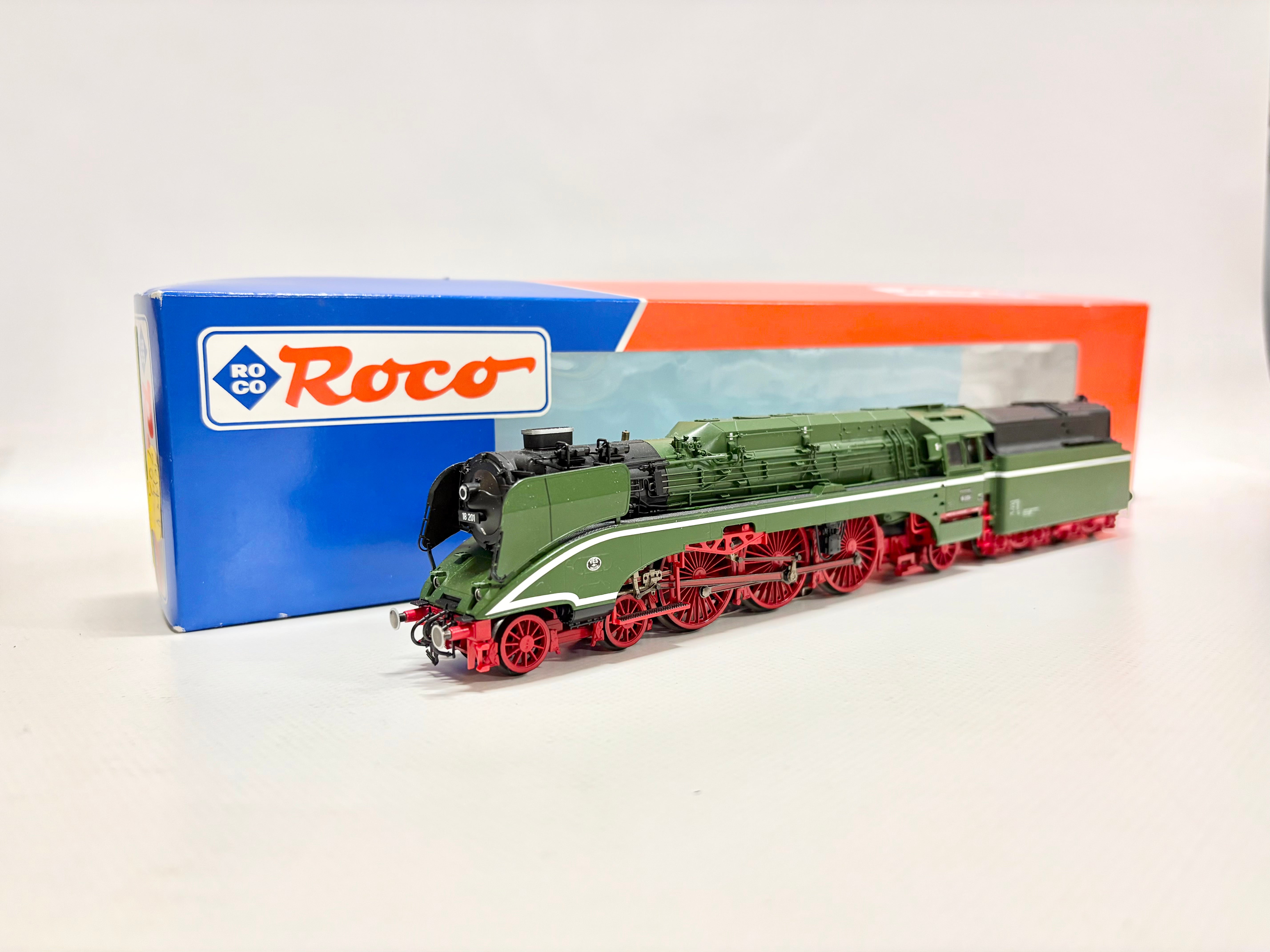 Roco 69201 DSS AC Dampflok Br 18 201 DB H0 – secondplay