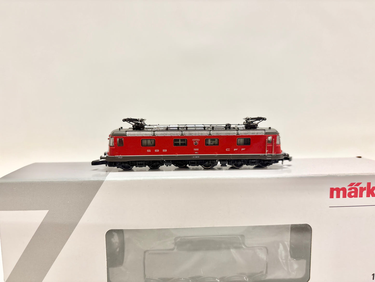Märklin 88240 E-Lok Serie Ae 6/6 SBB Spur Z – secondplay